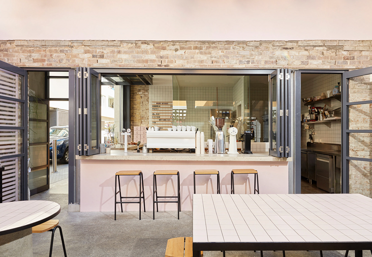 Diseño de cafeterías pequeñas: 3 estilos para tu negocio